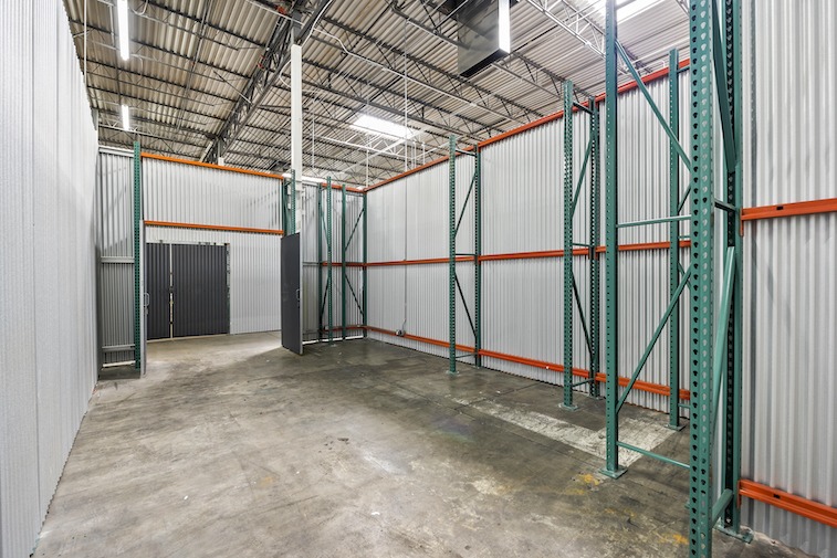 Denver, CO Small Warehouse Space for Rent | ReadySpaces