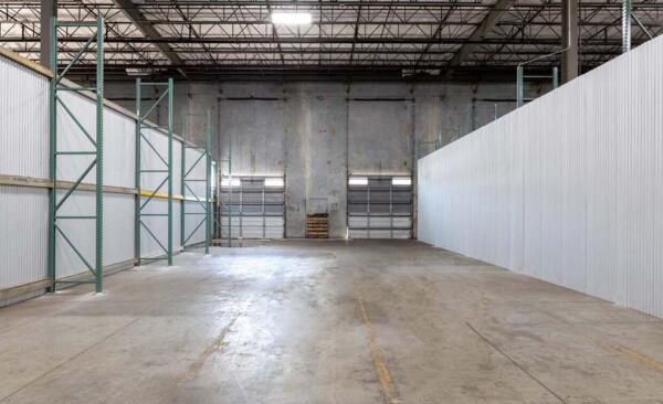 Small Warehouse Space for Rent with Flexible Terms | ReadySpaces